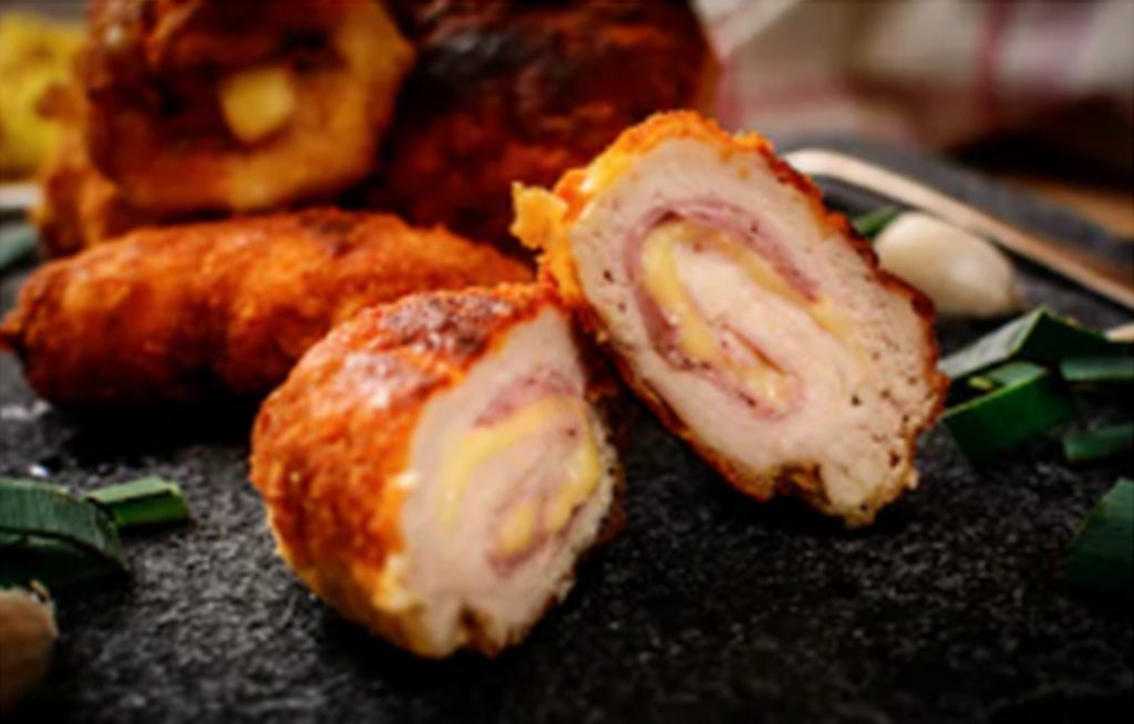Pechugas Cordon Bleu con Salsa de Vino y Crema para Batir Lyncott®