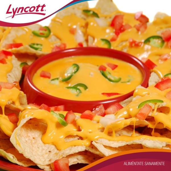 NACHOS CON QUESUAVE LYNCOTT®.